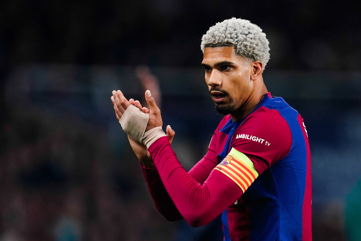 Cuándo y qué día juega Ronald Araújo con el Barcelona: partidos ...