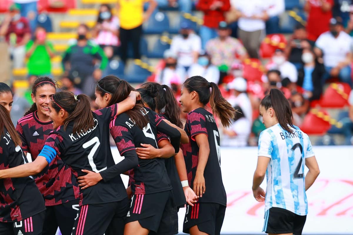 Debut en la Copa Oro 2024: El historial entre Argentina y México ...