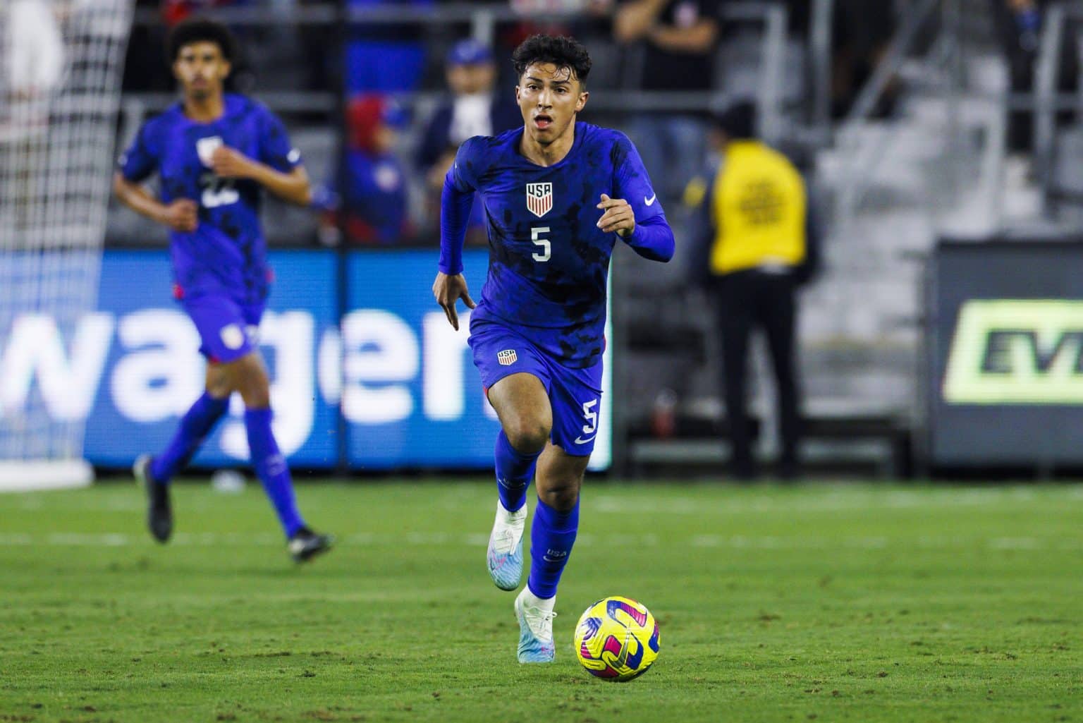 ¿Quién es Jonathan Gómez, el jugador mexicano que jugará en el PAOK de ...