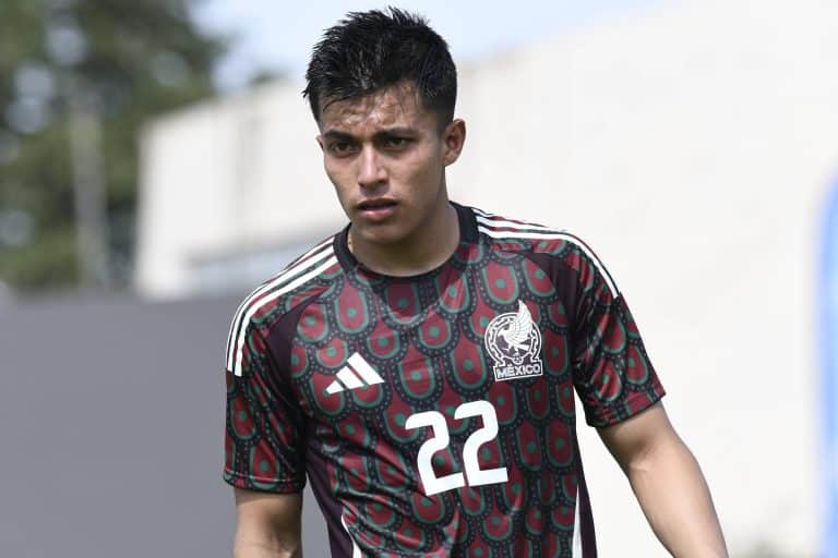 ¿Quién es y en qué equipos ha jugado Emilio Rodríguez, el canterano de ...