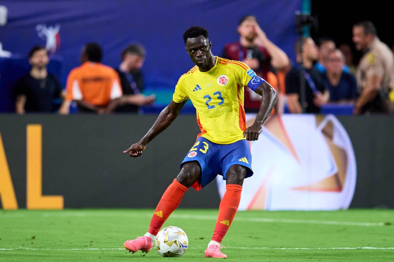 Top 5: mejores defensas colombianos de la historia - Balón Latino