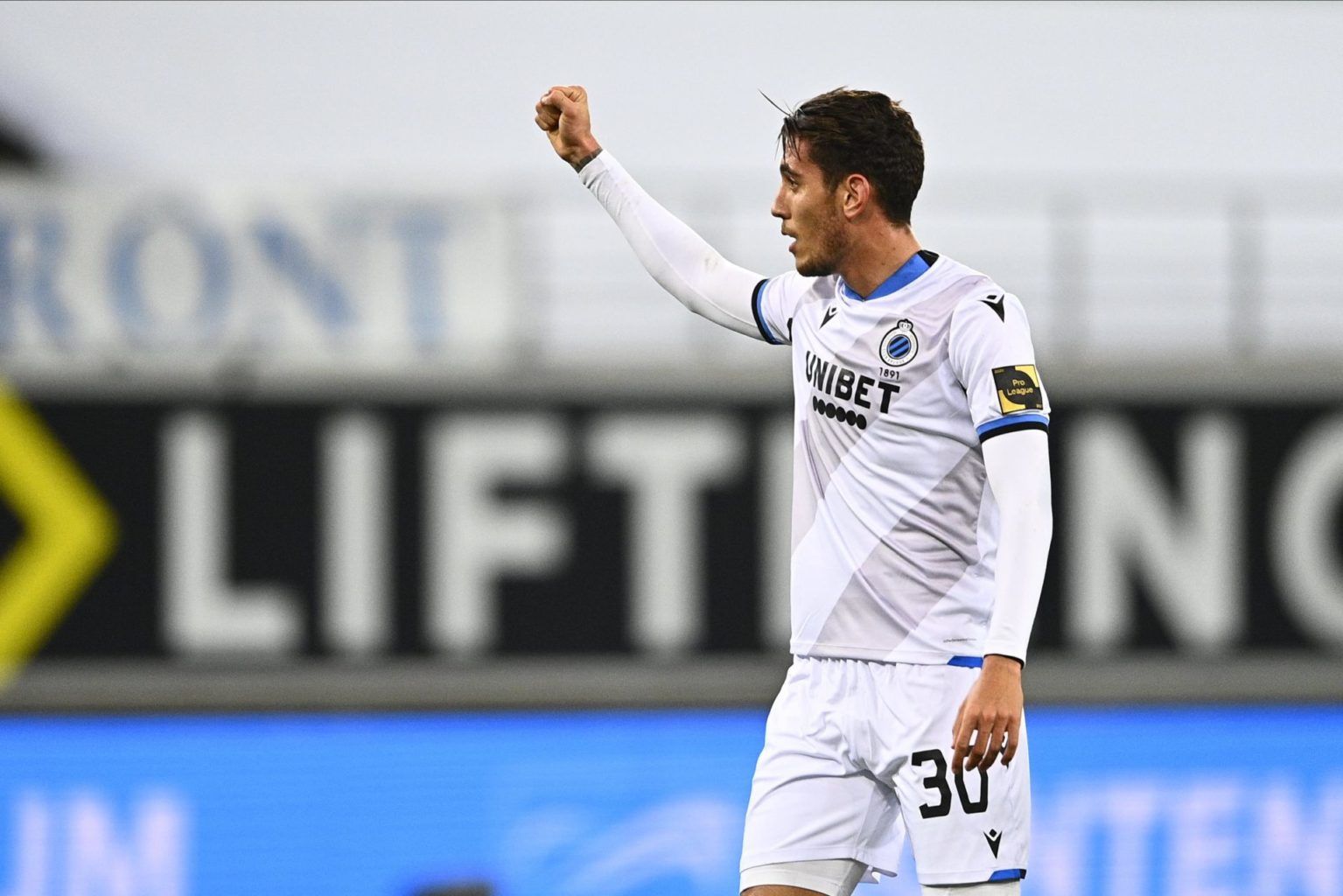 Daniel Pérez presenta sus credenciales en Bélgica - Balón Latino