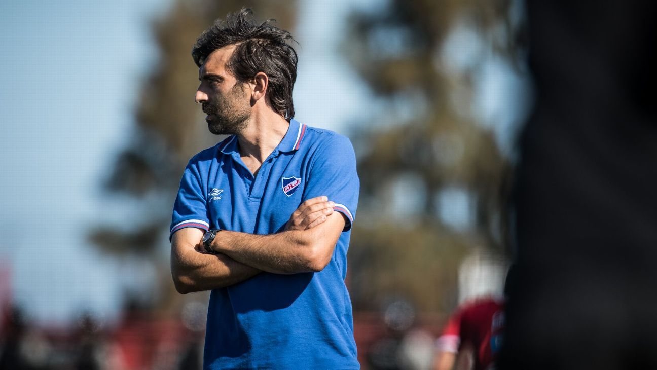 Mauricio Larriera versus Martín Ligüera versión clásico - Balón Latino