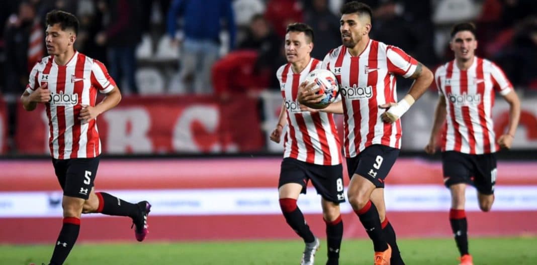 Fútbol Latino en el Mundo - Balón Latino