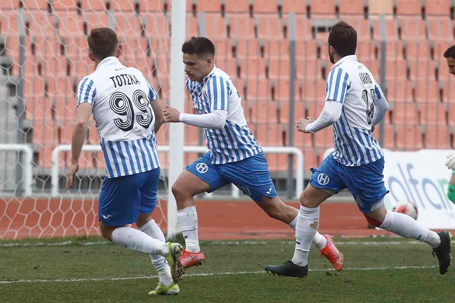 Mathías Tomás y Mauricio Gómez se destacan en Grecia - Balón Latino