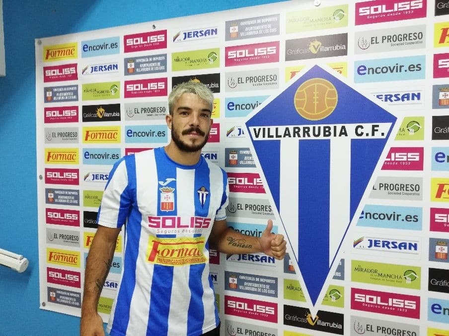 Christian Beltrán sigue su camino en el CD Tarancón - Balón Latino