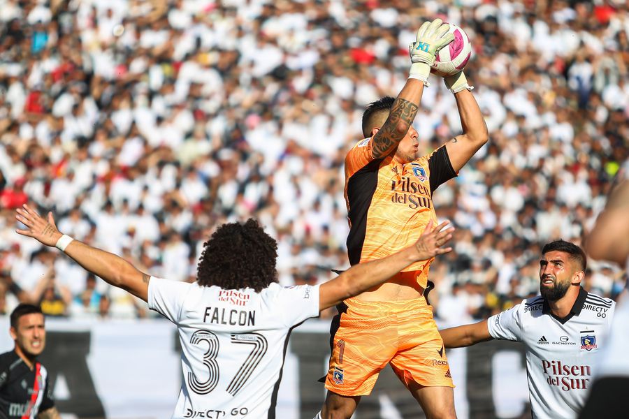 Colo Colo empata y retrasa el título - Balón Latino