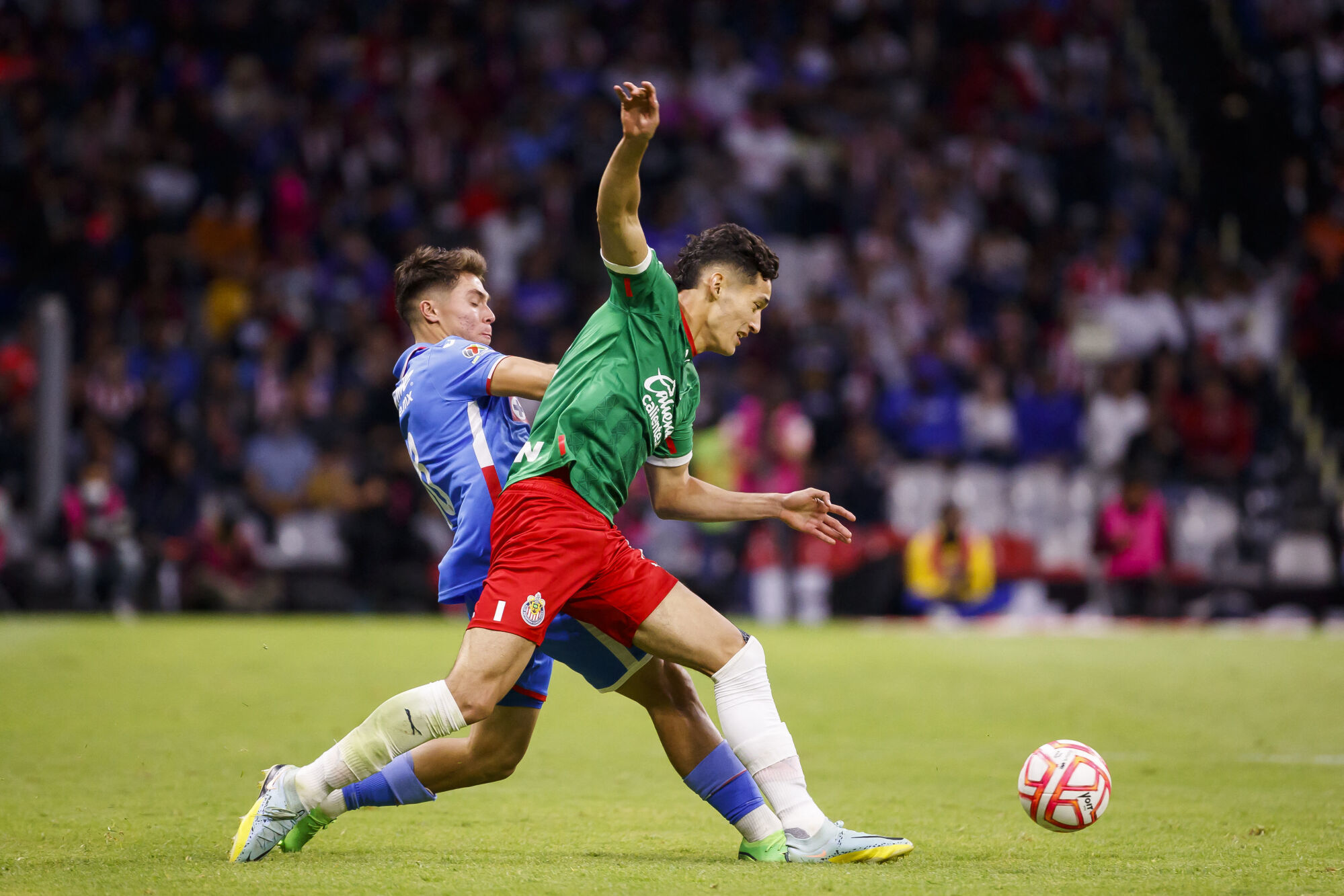 ¿Quién es Jesús Orozco Chiquete, defensa de Chivas que apunta al ...