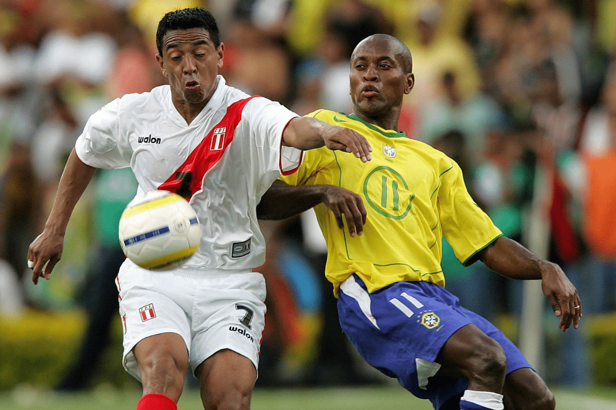 Top 10: Los máximos goleadores históricos de la Selección Peruana en ...